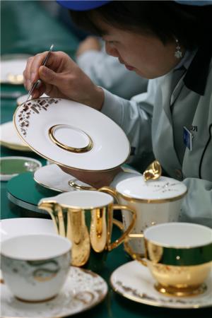 3대 장인정신이 빚은 '한국도자기의 78년' - 이코노텔링(econotelling)