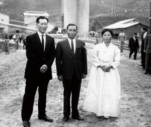 [독점연재] 정주영 히스토리 (87) "우리가 사리사욕 채우려 한 거요?" - 이코노텔링(econotelling)